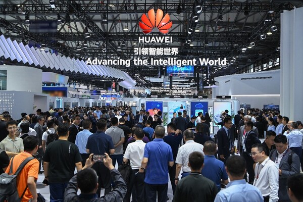 Huawei, MWCS 2024에서 모바일 AI 시대용 상용 5G-A 기술 소개