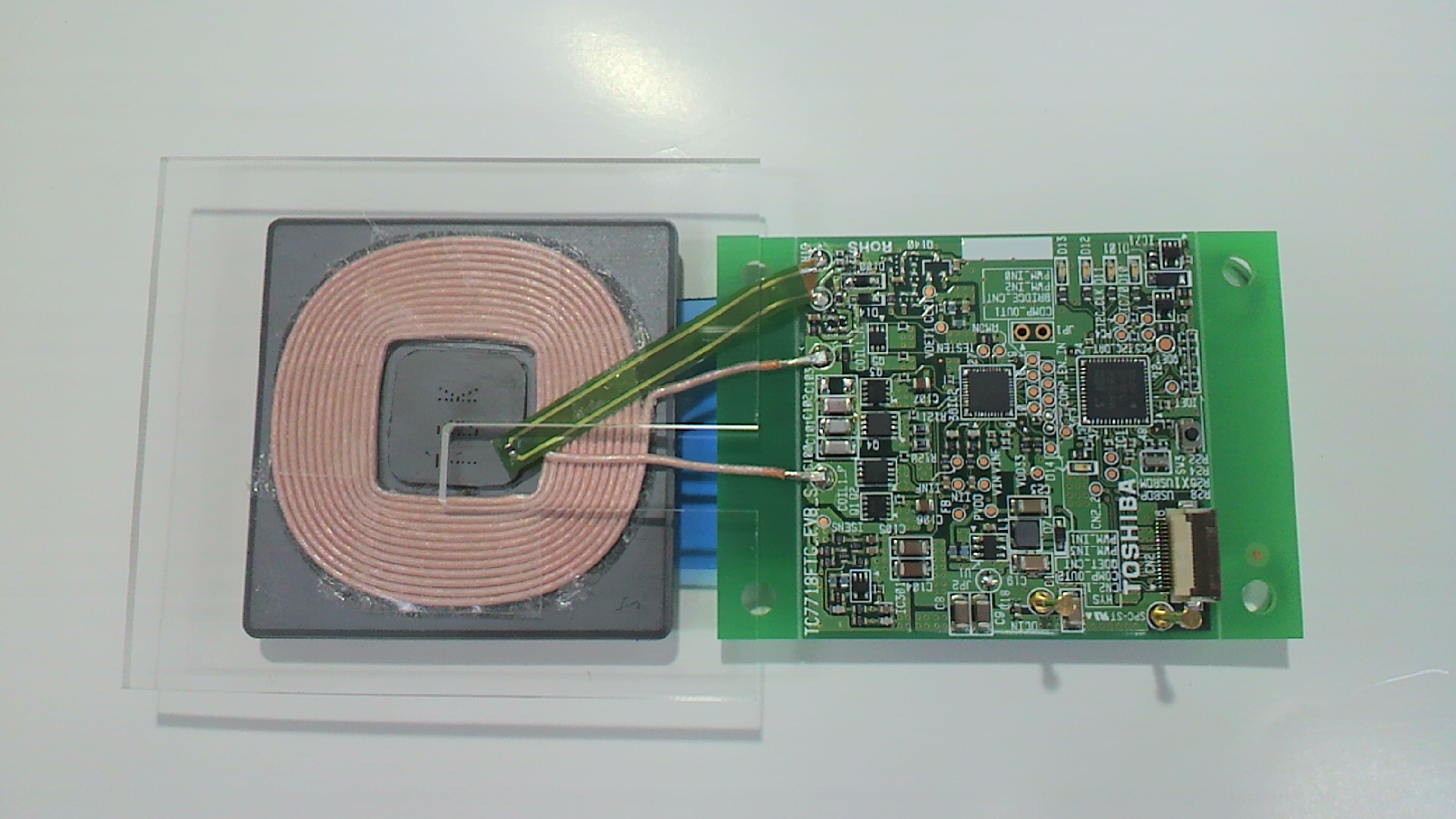 Toshiba introduces Qi-certified 15W wireless power transmitter system