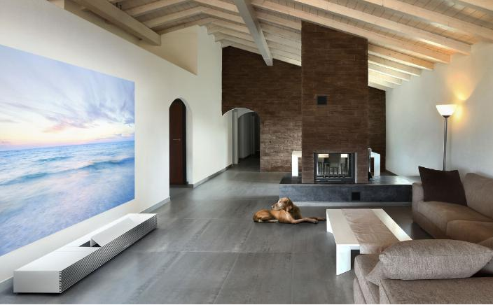 Sony demonstrates 4K Ultra Short Throw Projector delivering a whole new ...